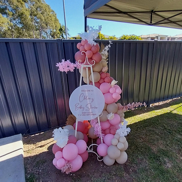 Easel Balloon Display
